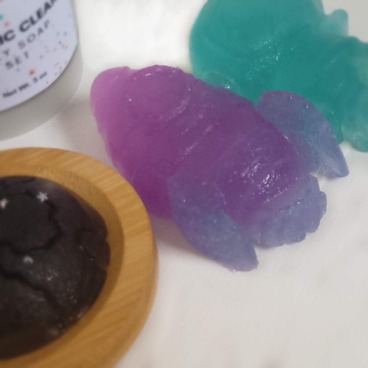 Jelly Soaps Assortment – Flora Skinlab