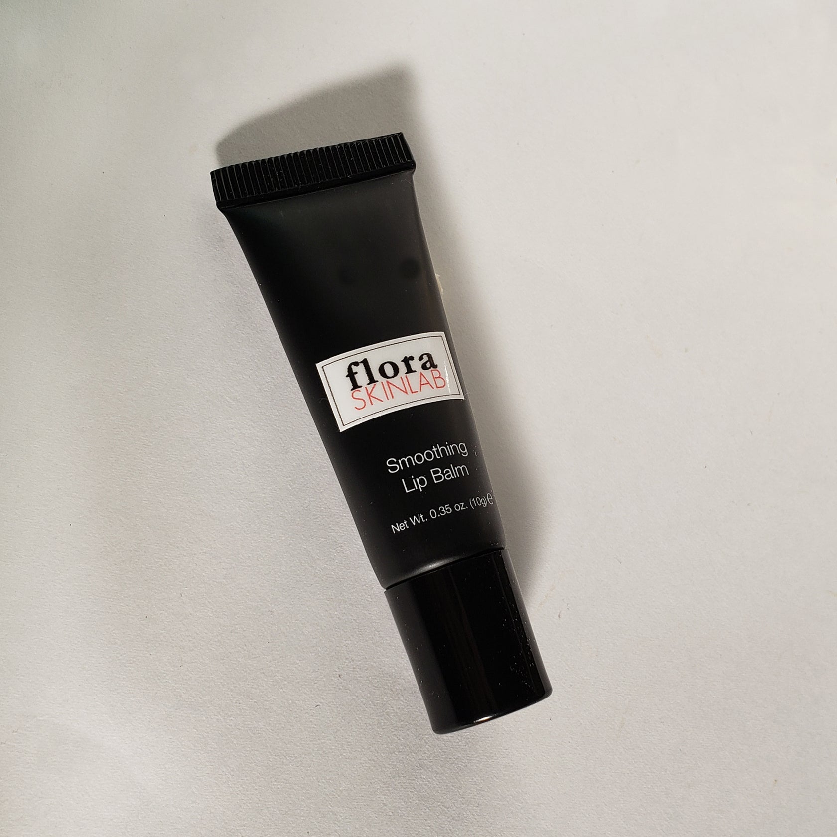 Smoothing Lip Balm for Peeling Lips – Flora Skinlab